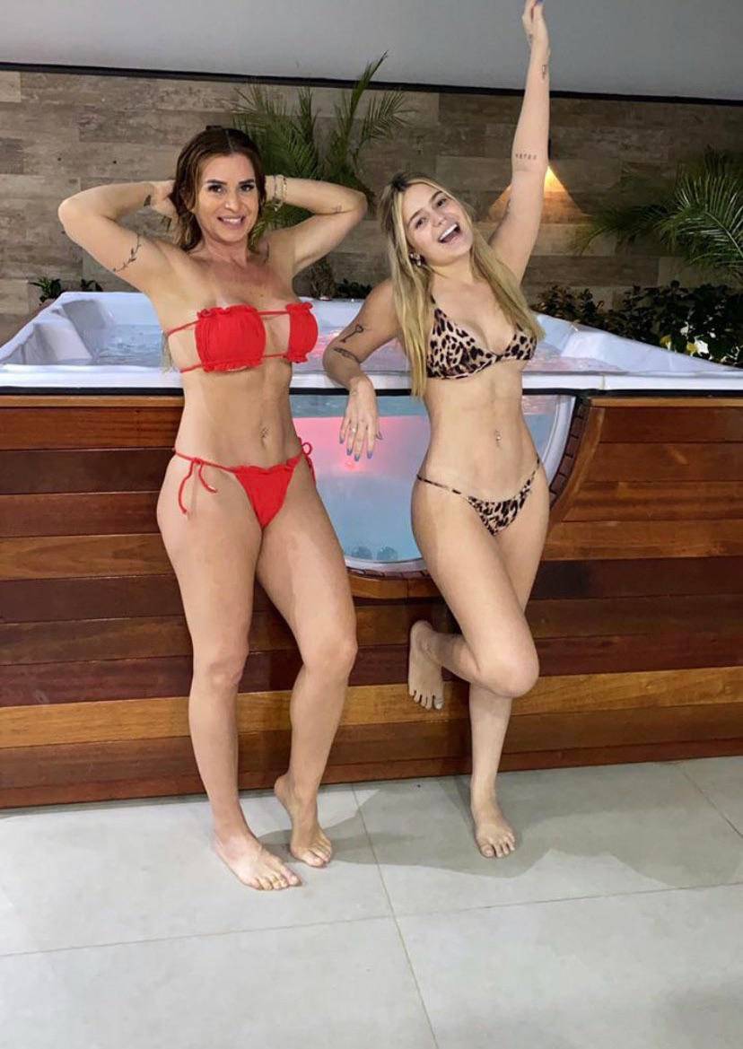 Vih tube e sua mãe | Scrolller