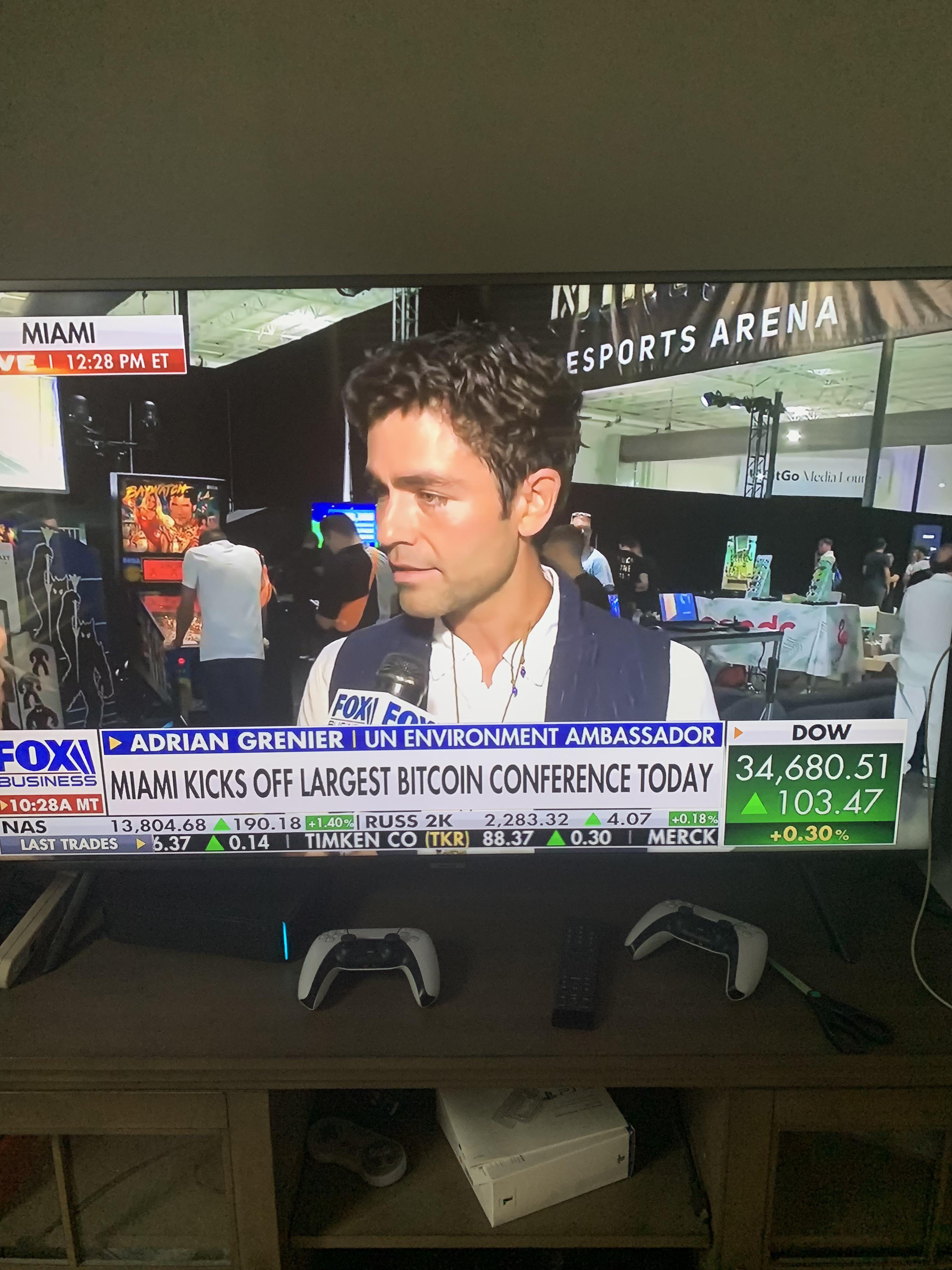 Vinny Chase is an UN Environment Ambassador and into crypto | Scrolller