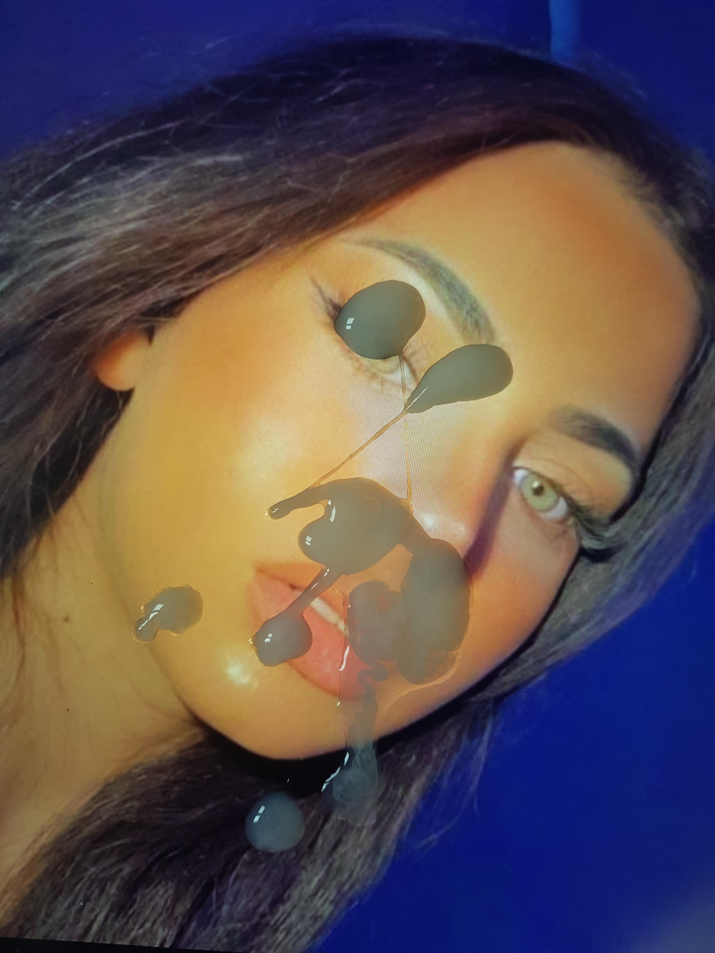 Vollgewichst die geile | Scrolller