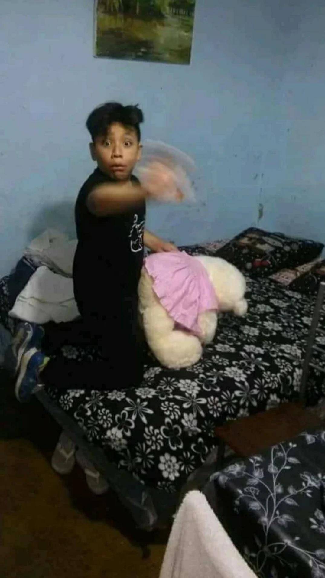 Wait your turn! | Scrolller