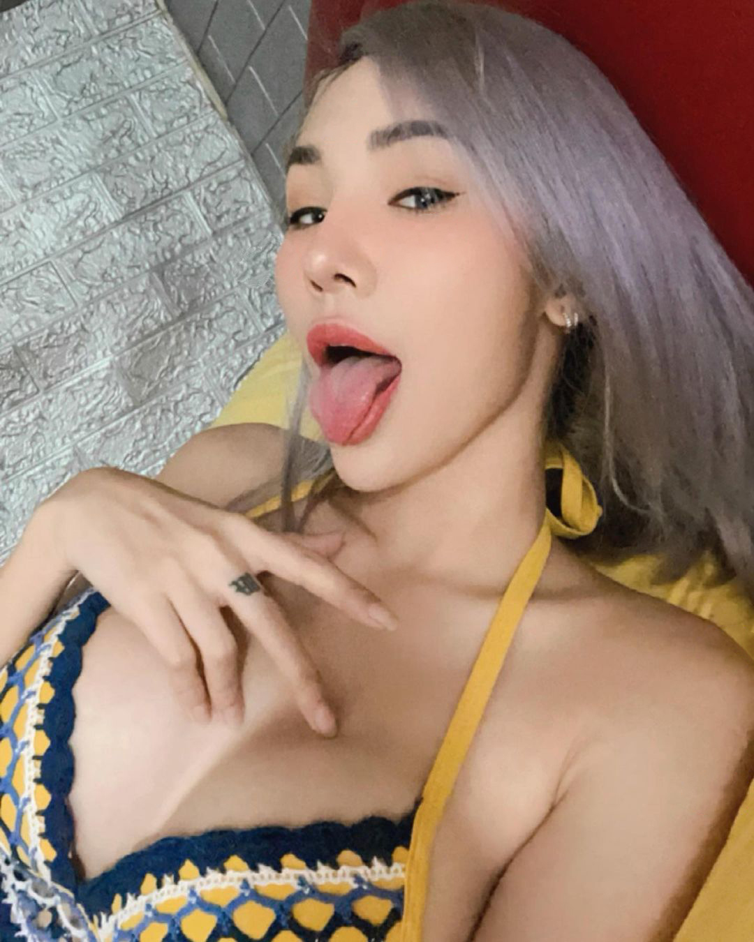 waiting for it | Scrolller