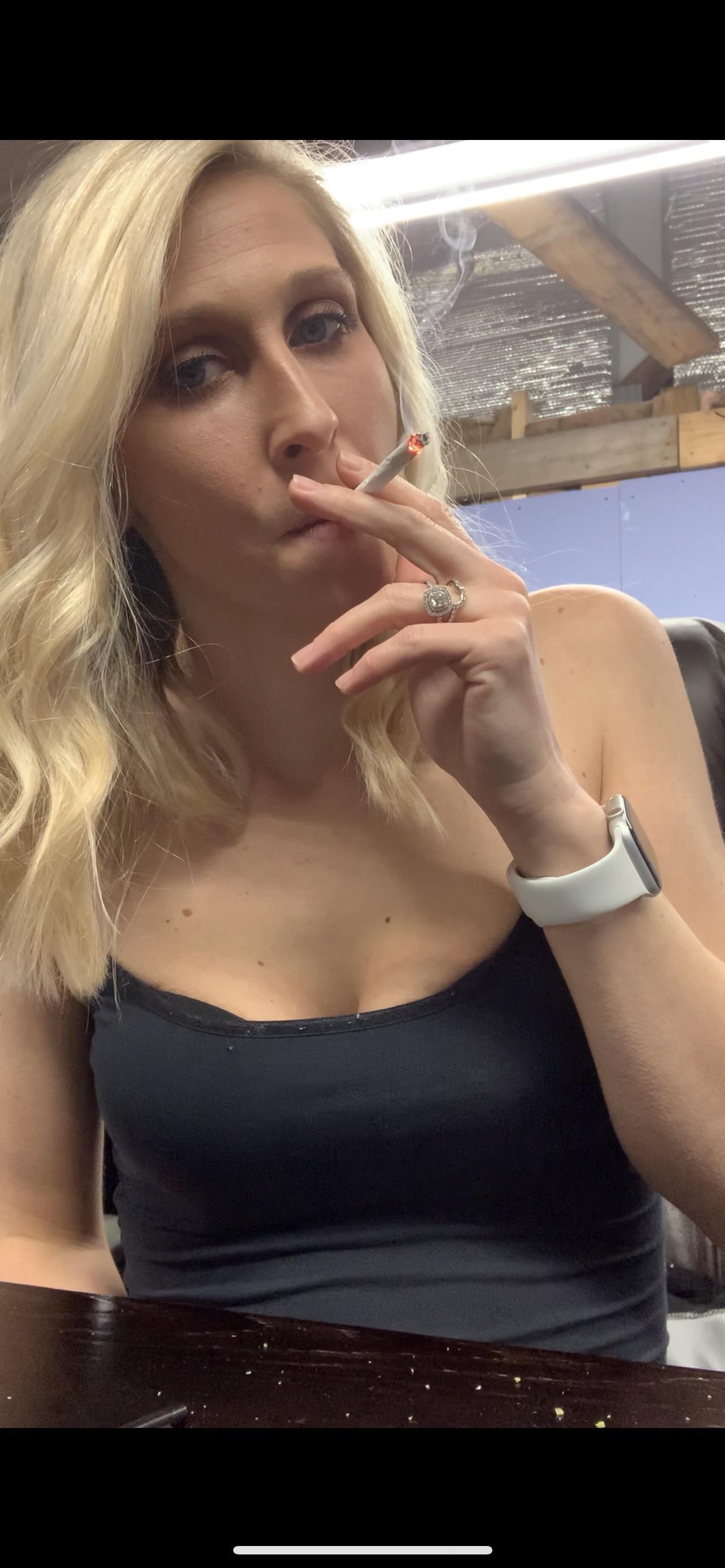 Wake & Bake | Scrolller