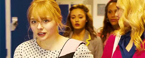 Walking with Mindy (xpost /r/ChloeGraceMoretz) | Scrolller