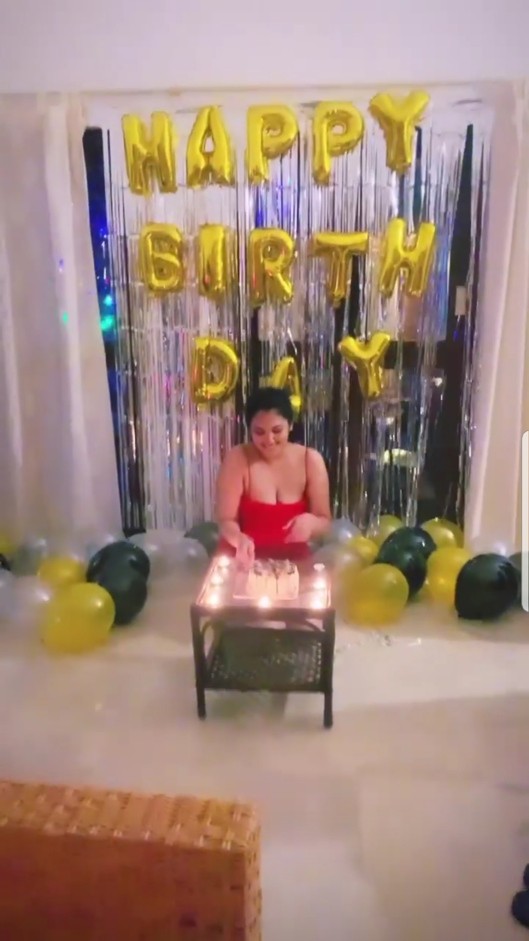 Wanna bang her on her bday | Scrolller