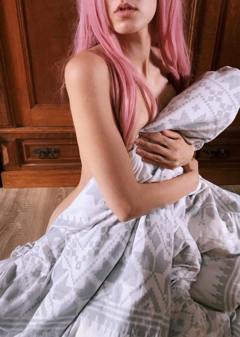 Wanna build a fort? | Scrolller