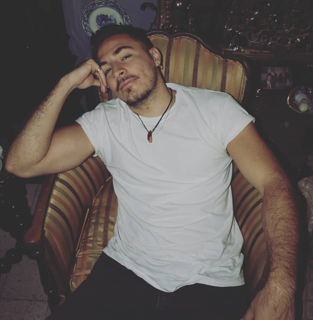 Discover more like Dudestuff: Feeling a bit alone and Related Content | Scrolller