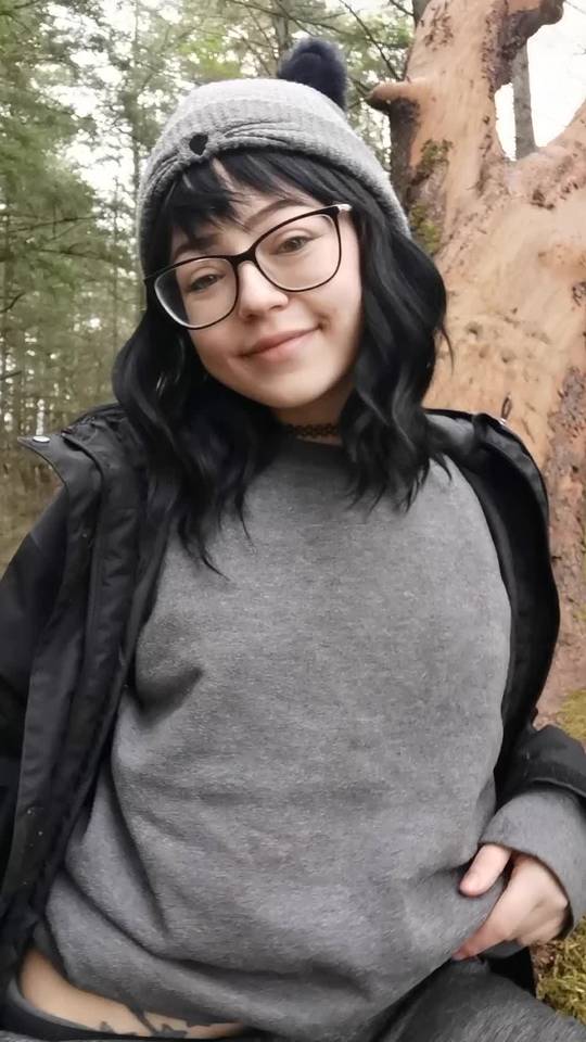 Wanna See The Lilest Titty Drop Scrolller