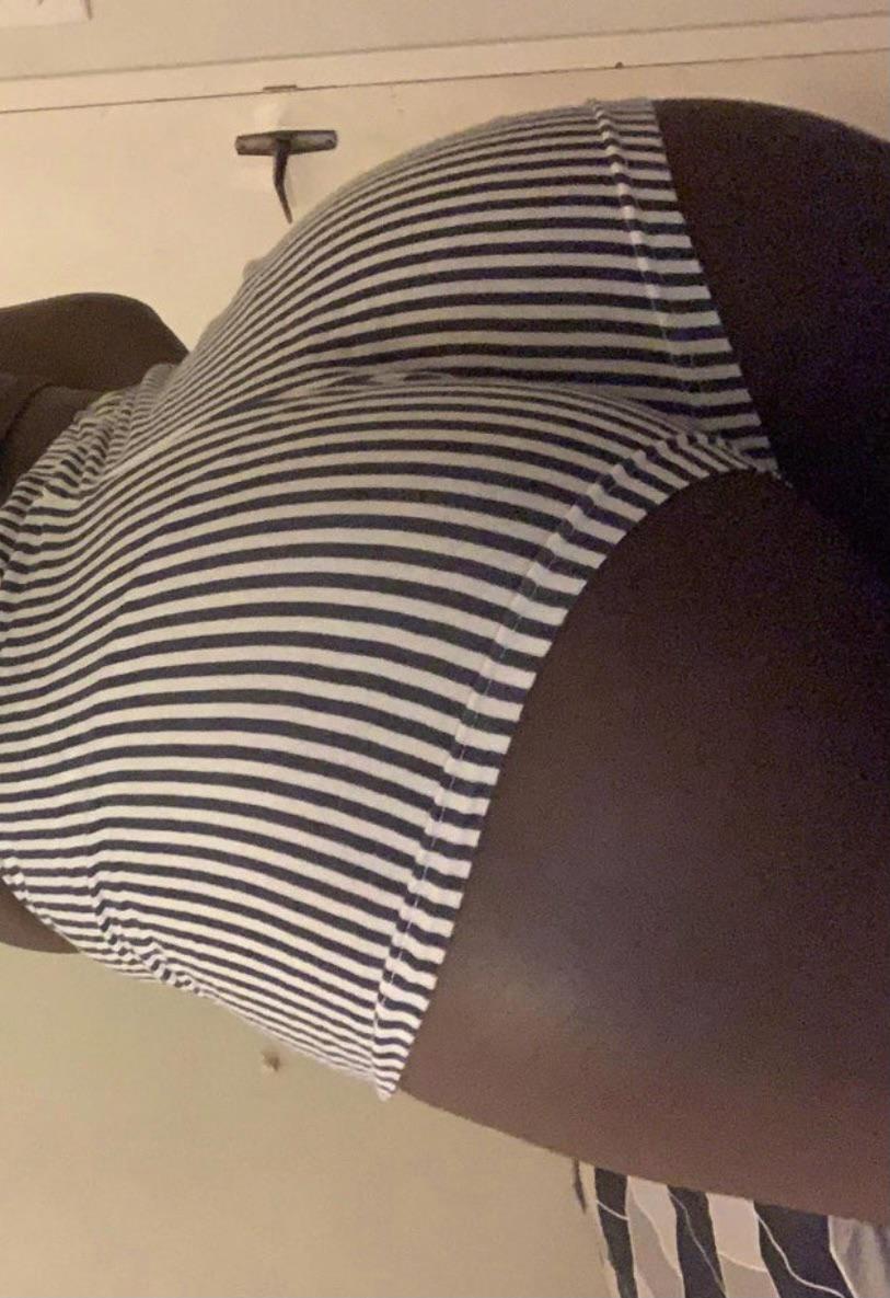 Let me sit on your face and ride you | Scrolller