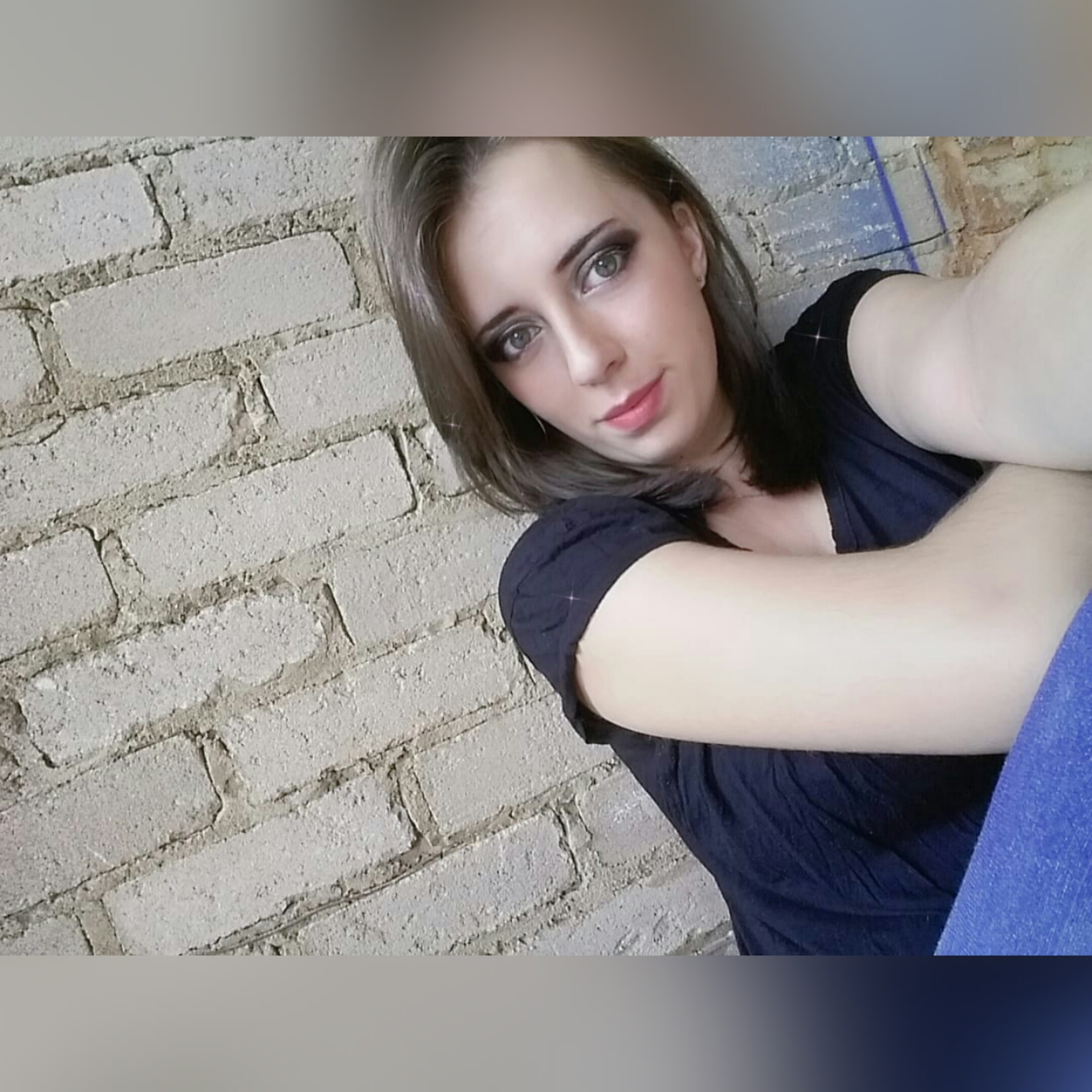 Wanted to try something different with my makeup, what do you guys think? 🥺🥺 | Scrolller