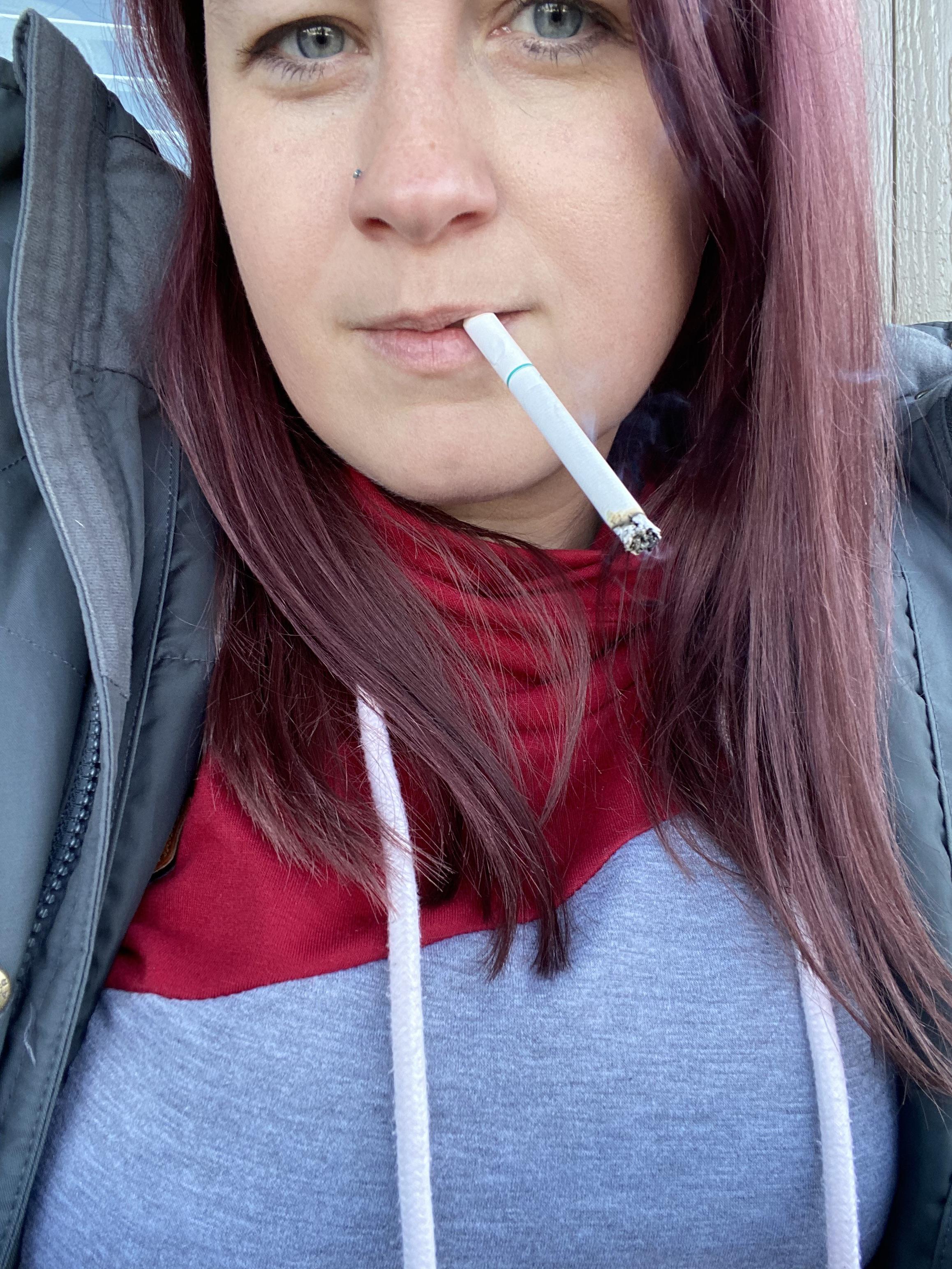 Warmer weather + smoking = a good day | Scrolller