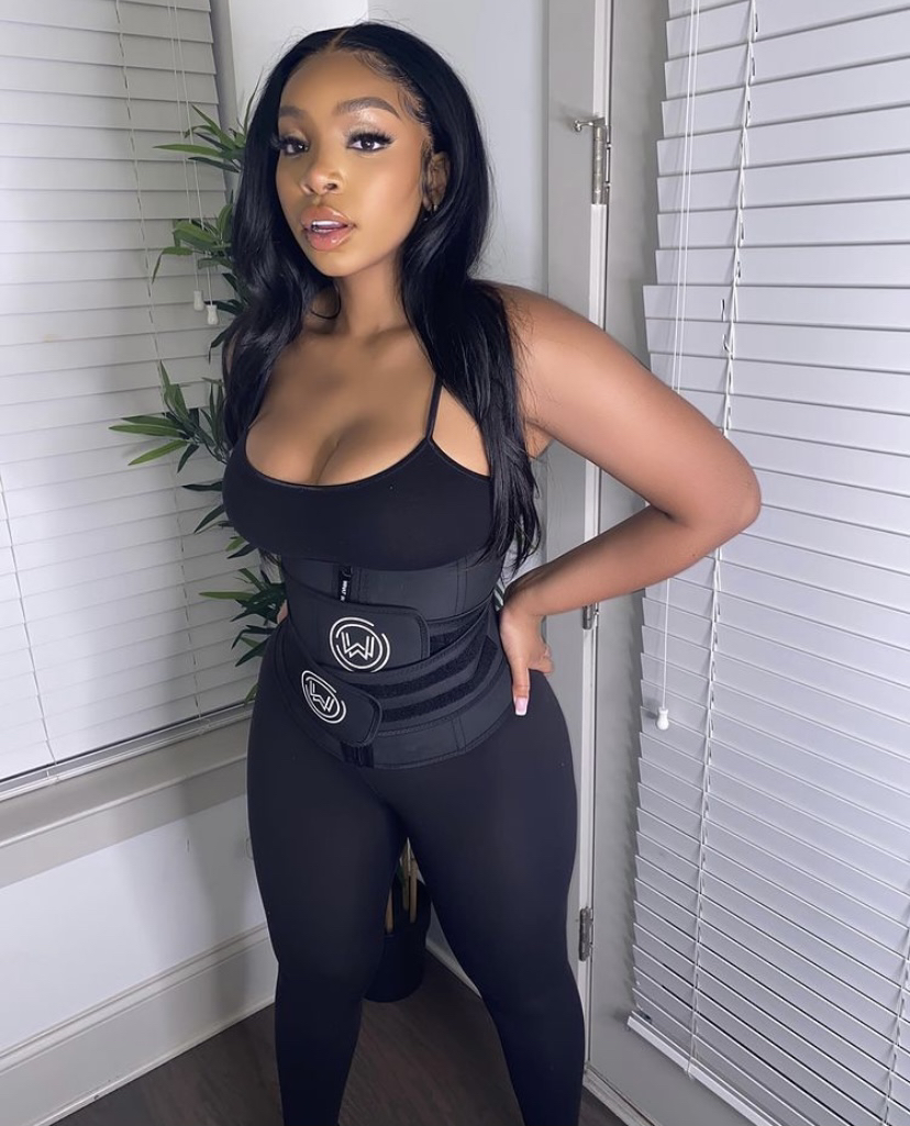 Wavy🖤 | Scrolller