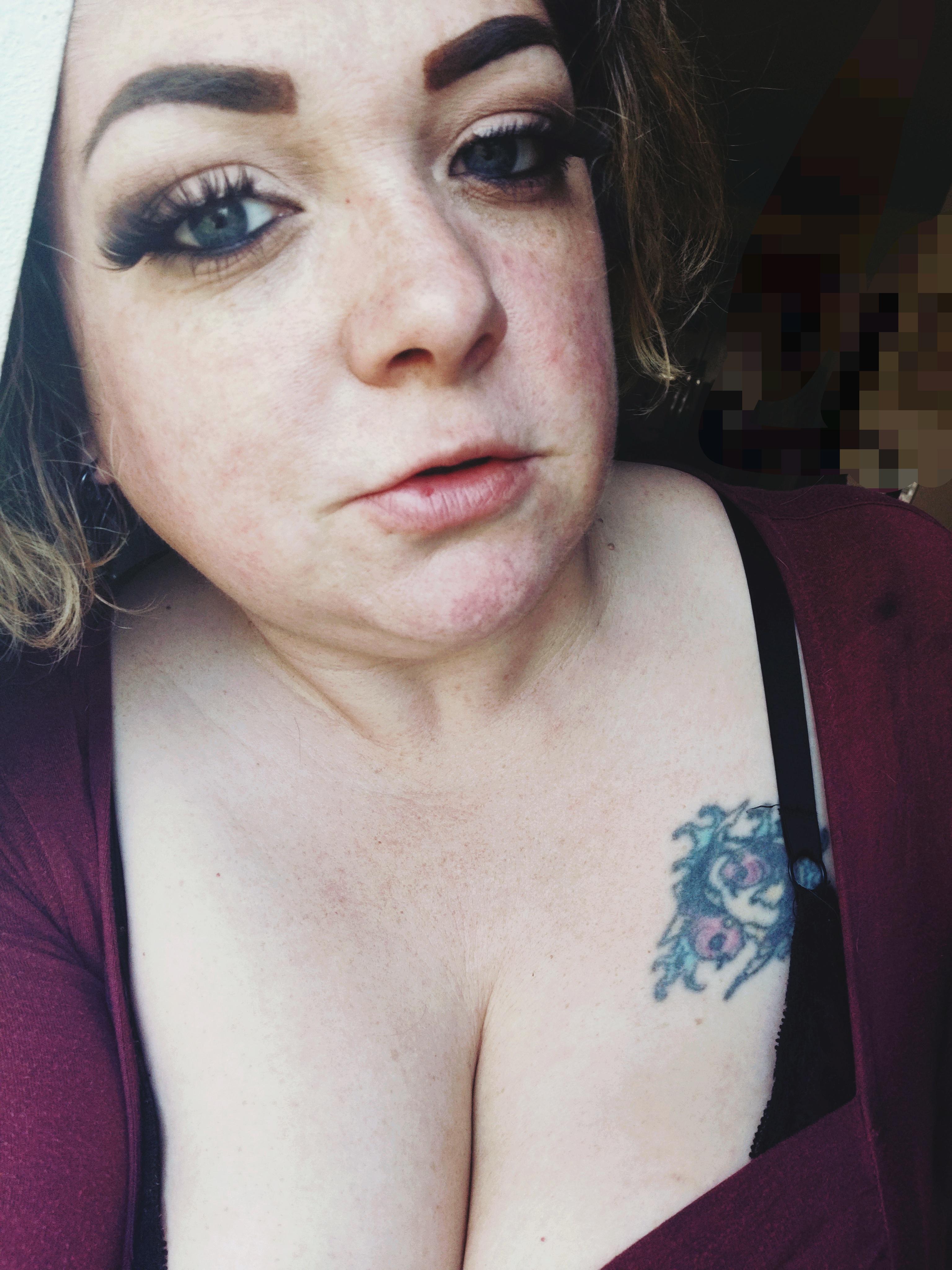 We have milf and cookies | Scrolller