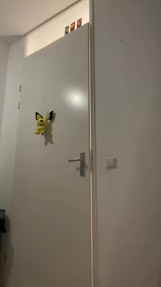 Jiggly jiggles | Scrolller