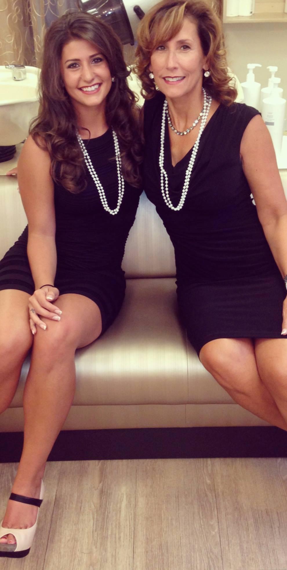 Wearing tight dresses may be genetic for these two | Scrolller