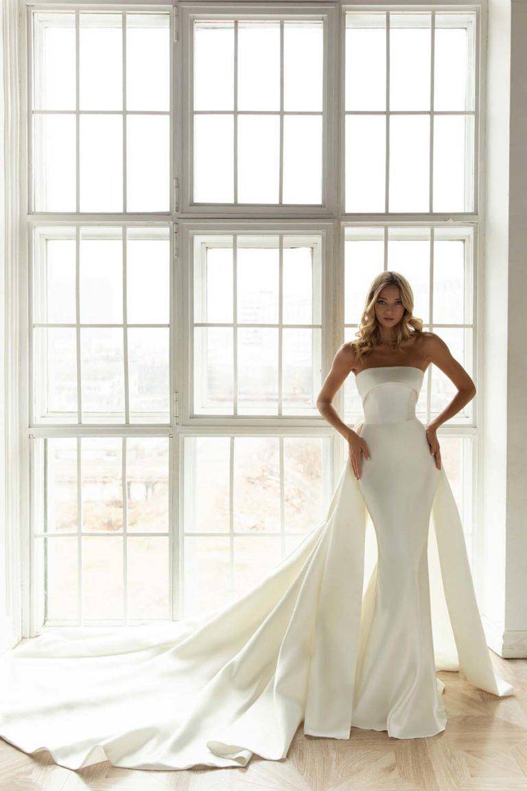 Wedding Dress | Scrolller