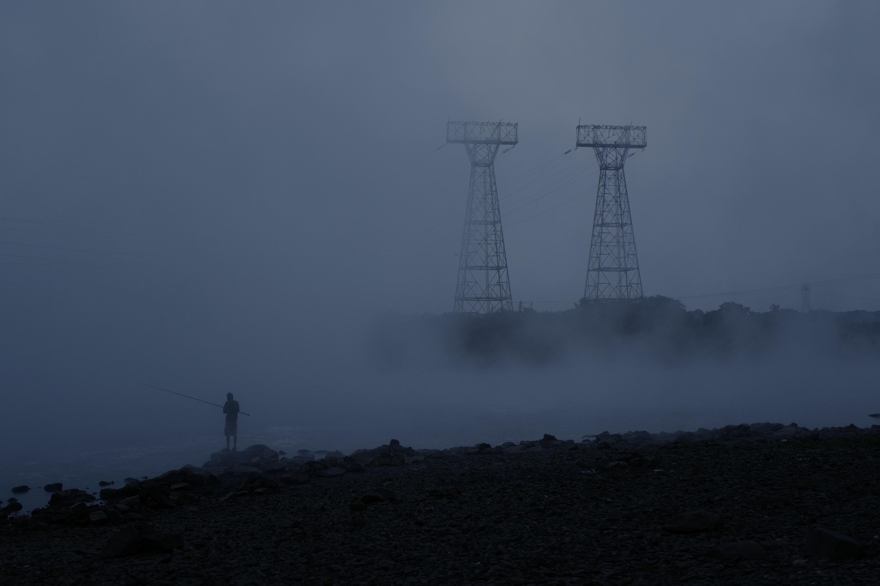 Wednesday Morning, 6 am | Scrolller