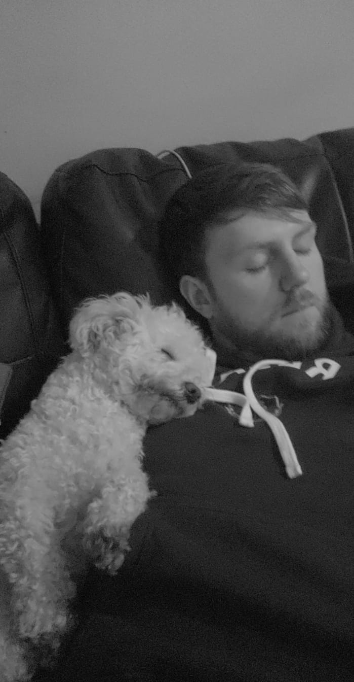 Wee snooze | Scrolller