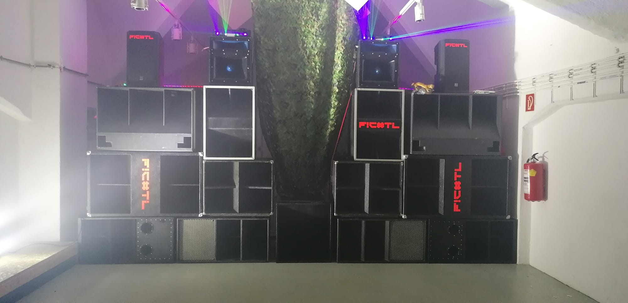 Weekend Setup! | Scrolller