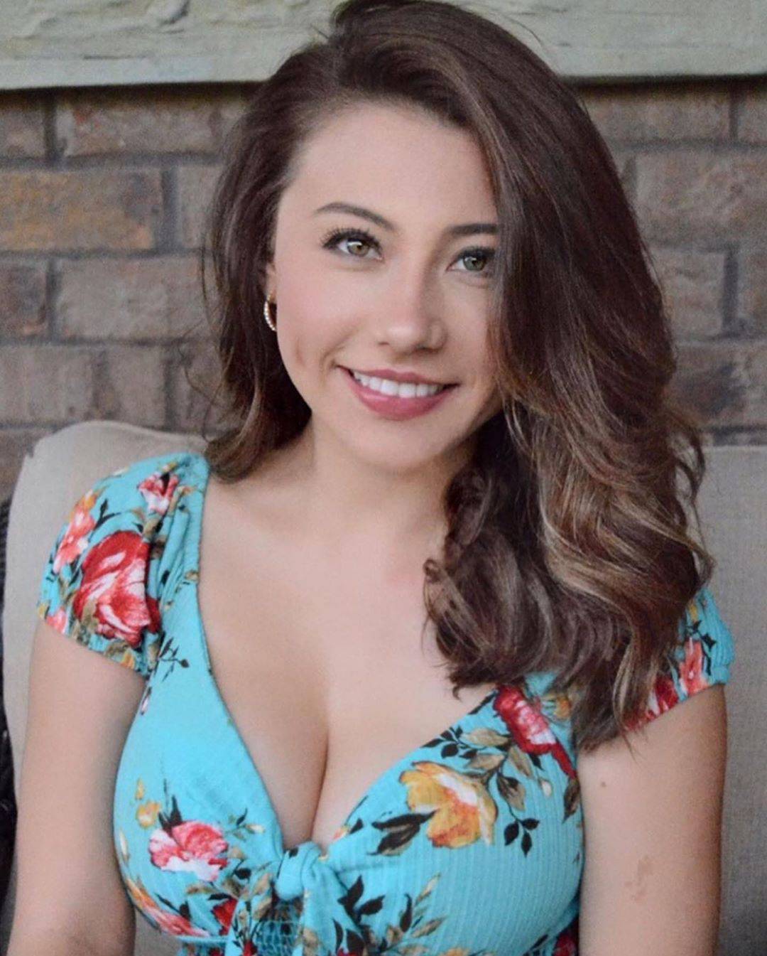 Well Shaped | Scrolller