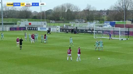 West Ham free kick routine | Scrolller