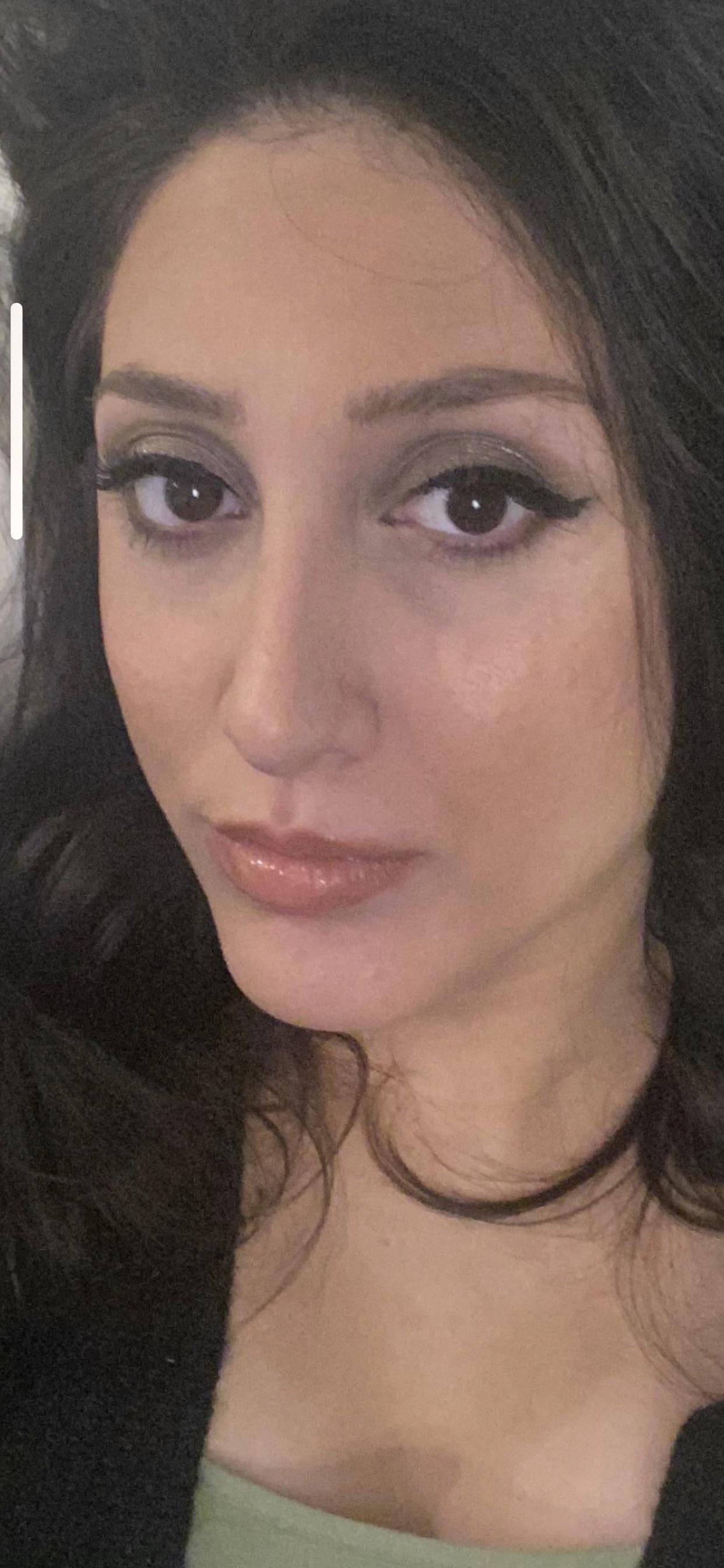 What Do My Eyes Say To You 26f Scrolller