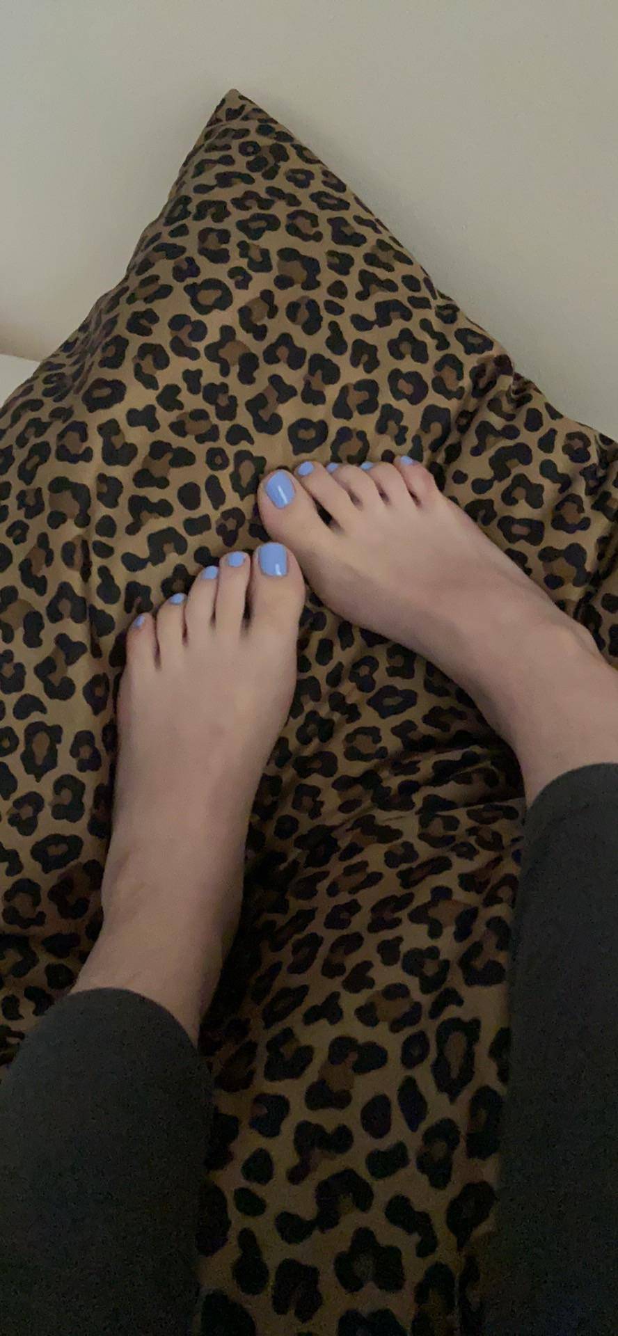 what do you think of my nail polish? | Scrolller