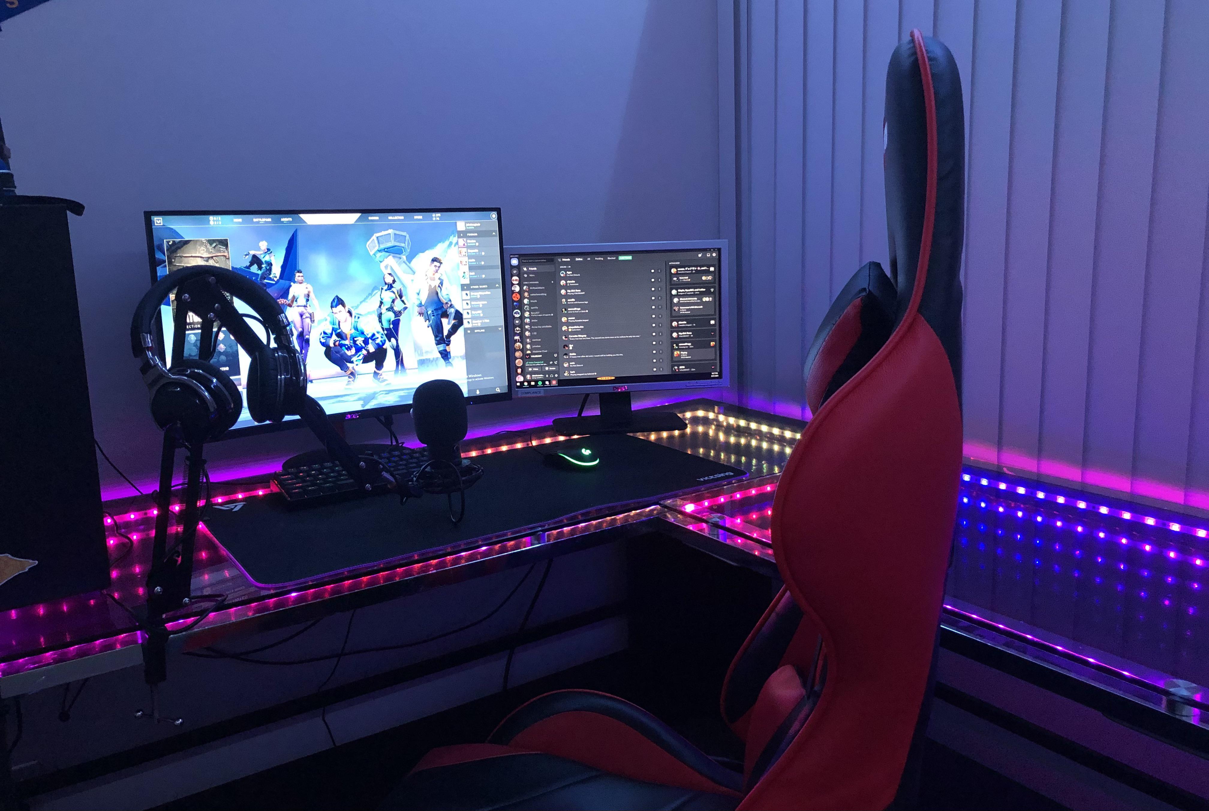 What does reddit think of my infinity mirror desk setup? | Scrolller