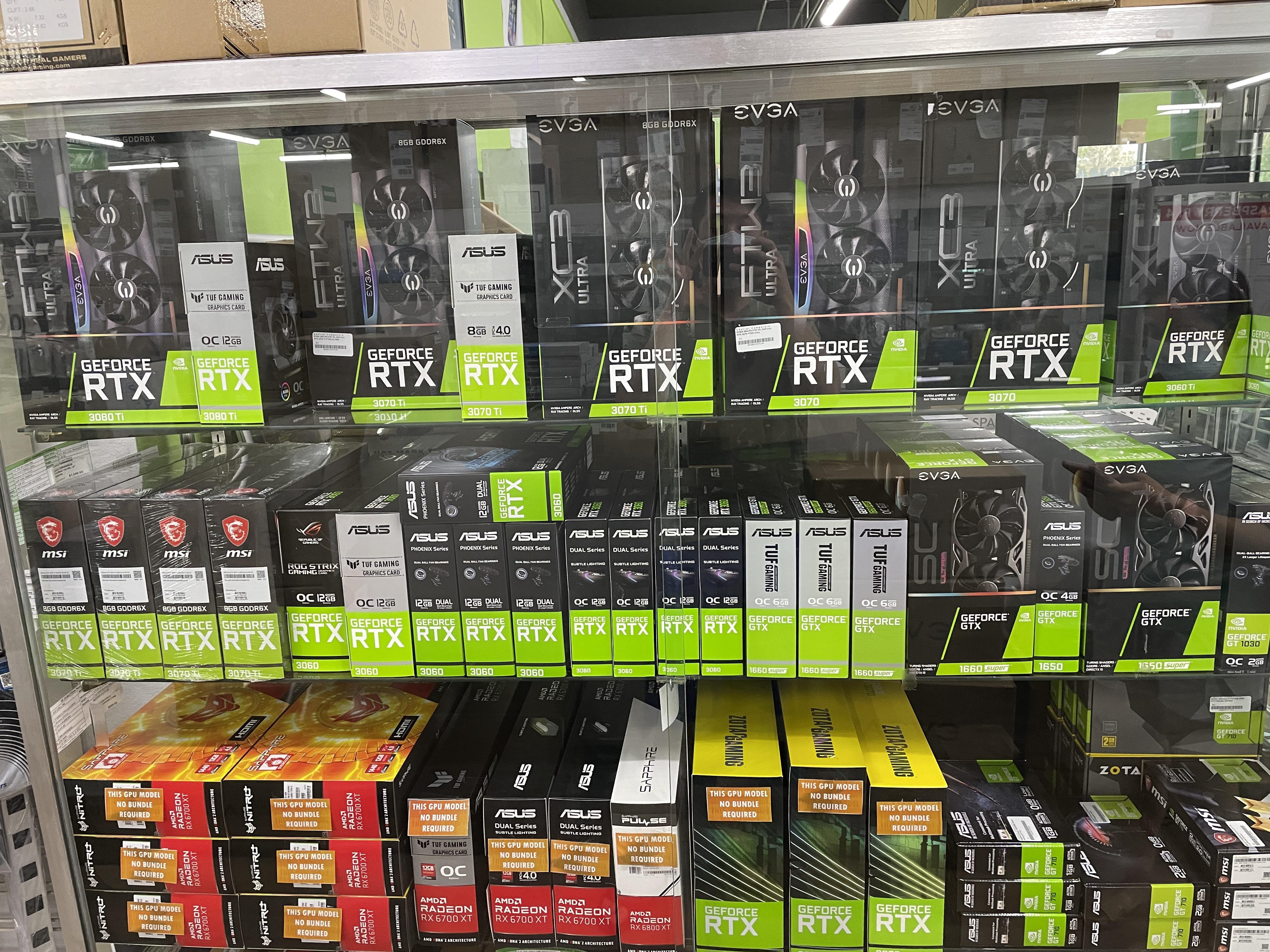 What GPU shortage? So many available /s (Local Central Computers in CA) | Scrolller