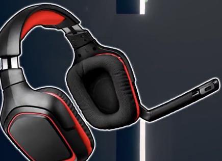What headset is this? | Scrolller