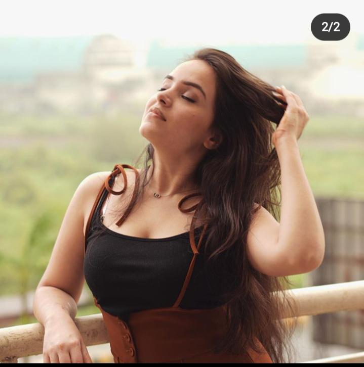 When I saw her boobs first timee ohhh first I wanna suck it and get a boobjob from here🤤🤤 ...