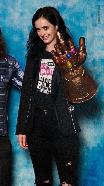 When Jessica Jones obtains the Infinity Gauntlet | Scrolller