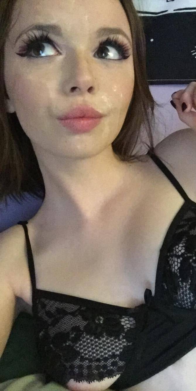 When theres so much cmu you just look like you have a face mask on | Scrolller