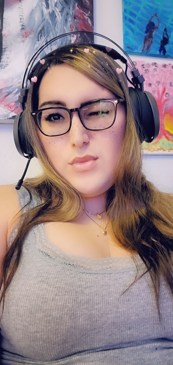 Where are all my gamers at?! ♡ | Scrolller