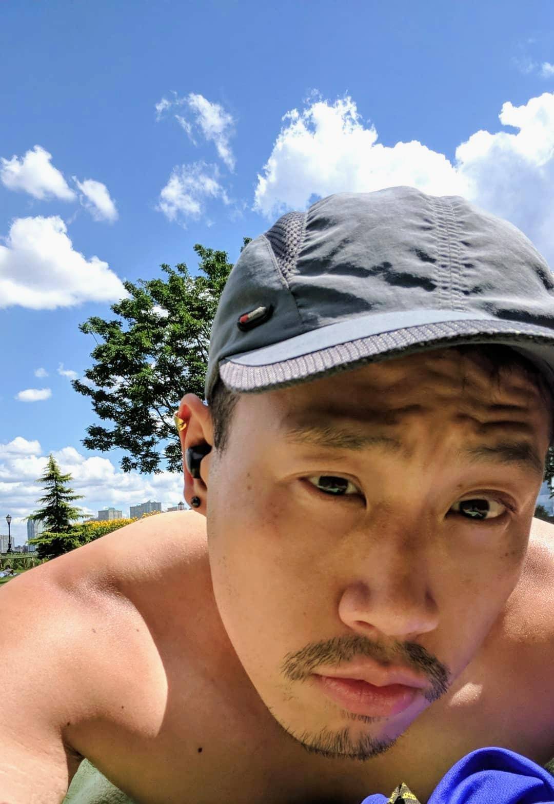 Whew! Hot today in NYC 🌡️☀️ | Scrolller