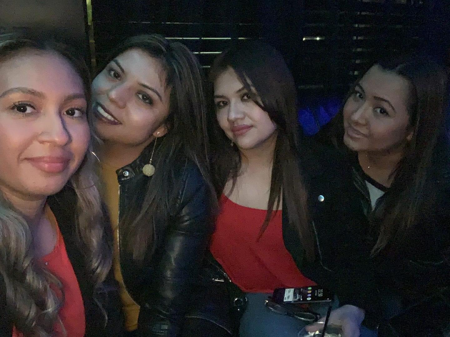 Which slut would you choose ? | Scrolller