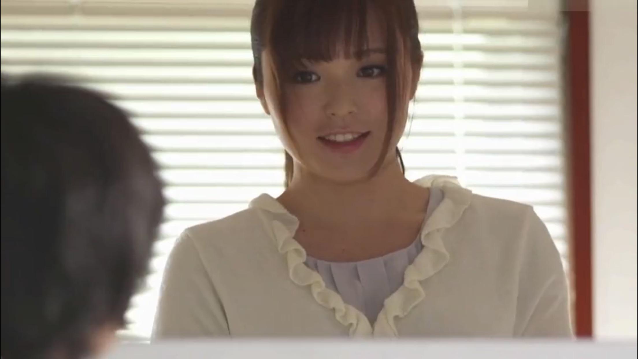 Who is she?? | Scrolller