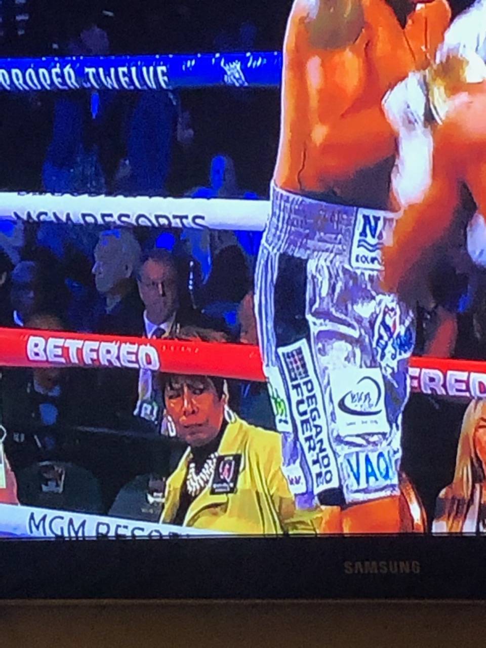 Who is this electric lady? | Scrolller