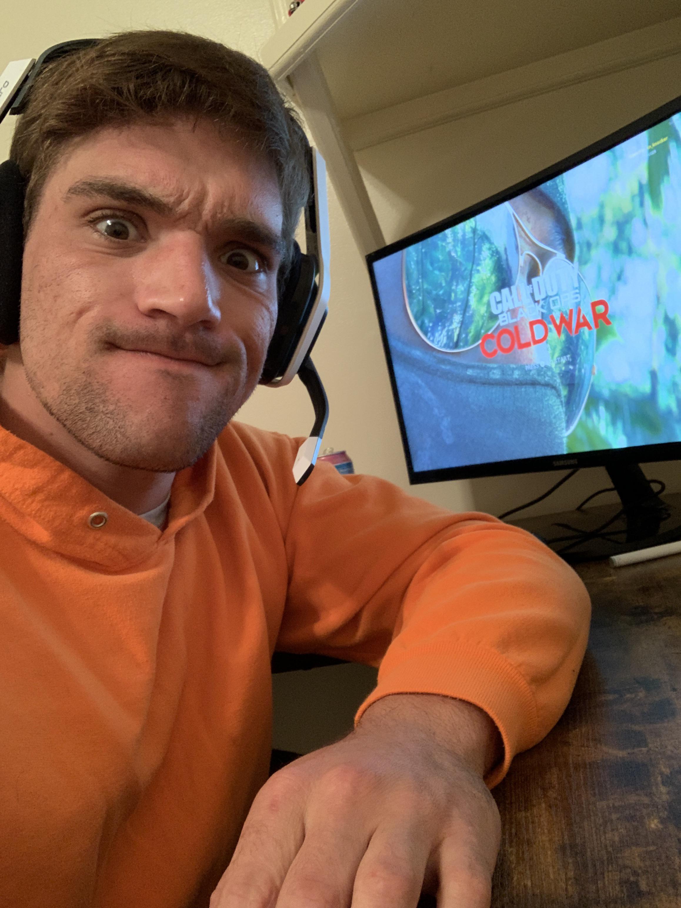 Who’s down for some Cold War? | Scrolller