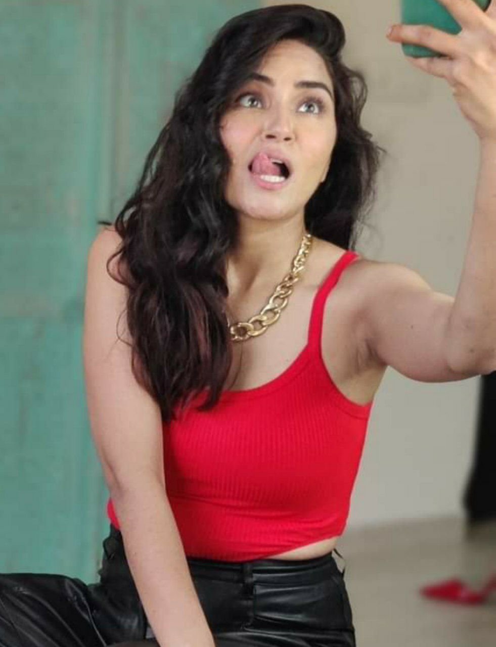 Who takes screenshots of Ritu bhabhi and jerks later? | Scrolller