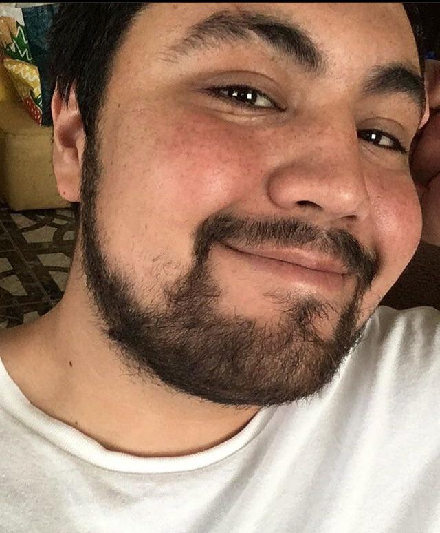 who wanna chat? | Scrolller