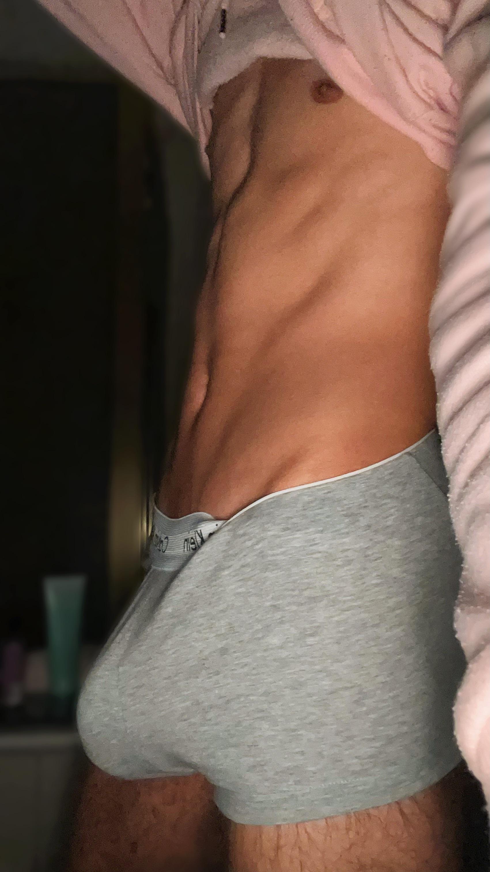 who’d pull it out 😏 | Scrolller