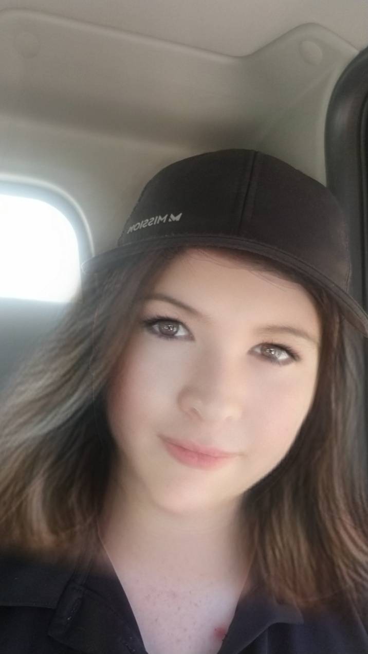 Who Wants To Use My Pretty Pink Lips Scrolller