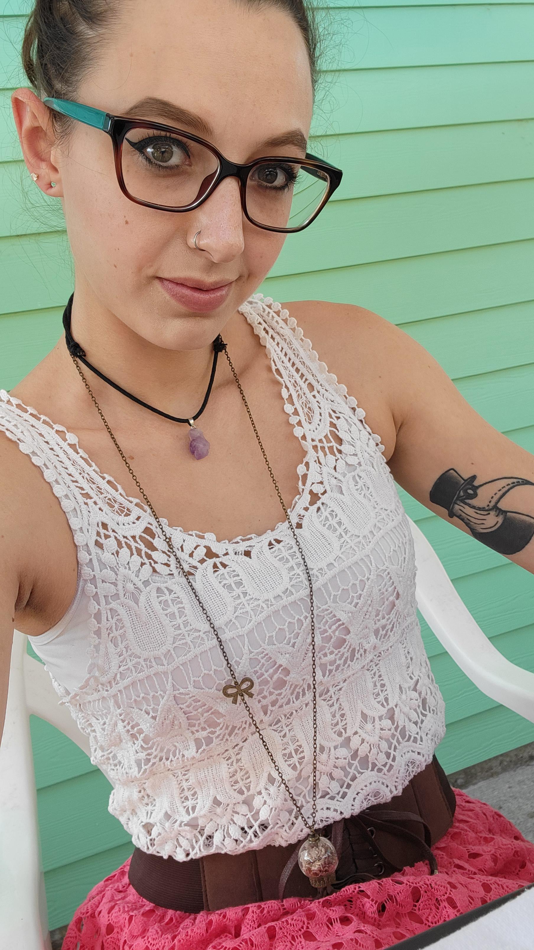 Who wants to watch me do witchy shit and then fuck my brains out?? | Scrolller