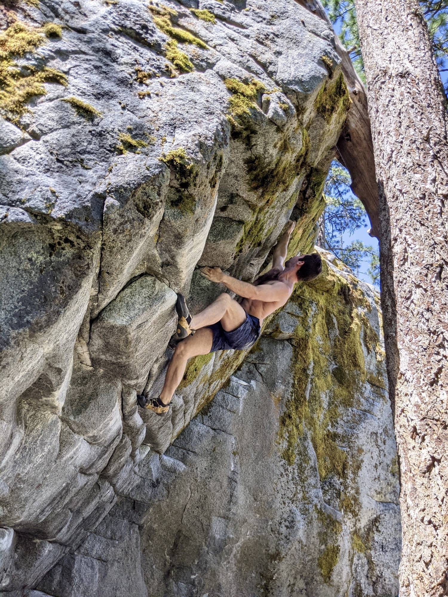 Why is no one else out bouldering when it’s 90°F? | Scrolller