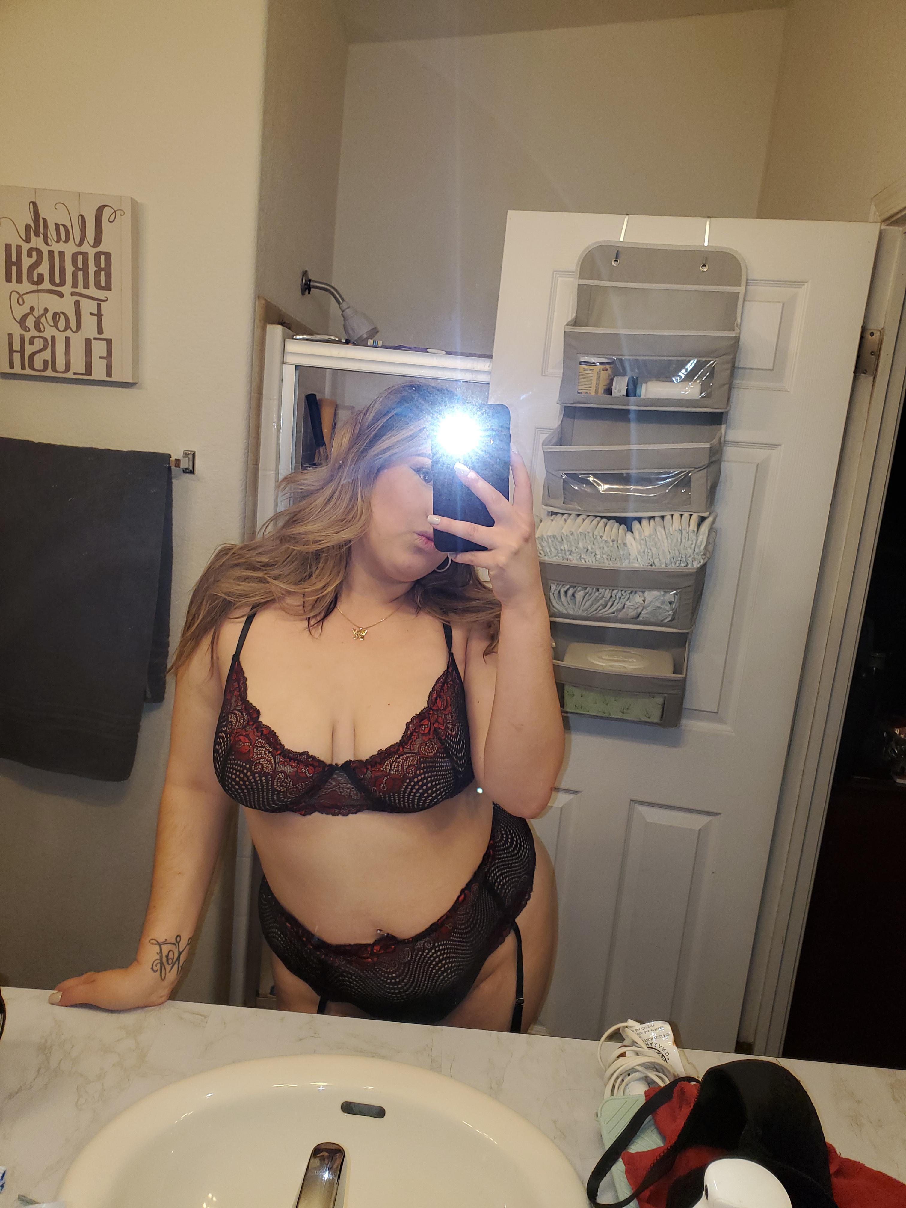 Wife any couples available right now | Scrolller