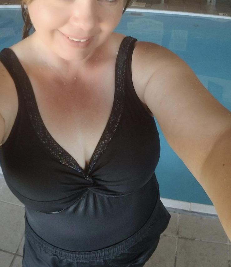 Wife is in a pool all wet and I’m out of town!! Wonder who wants to swim with her? | Scrolller