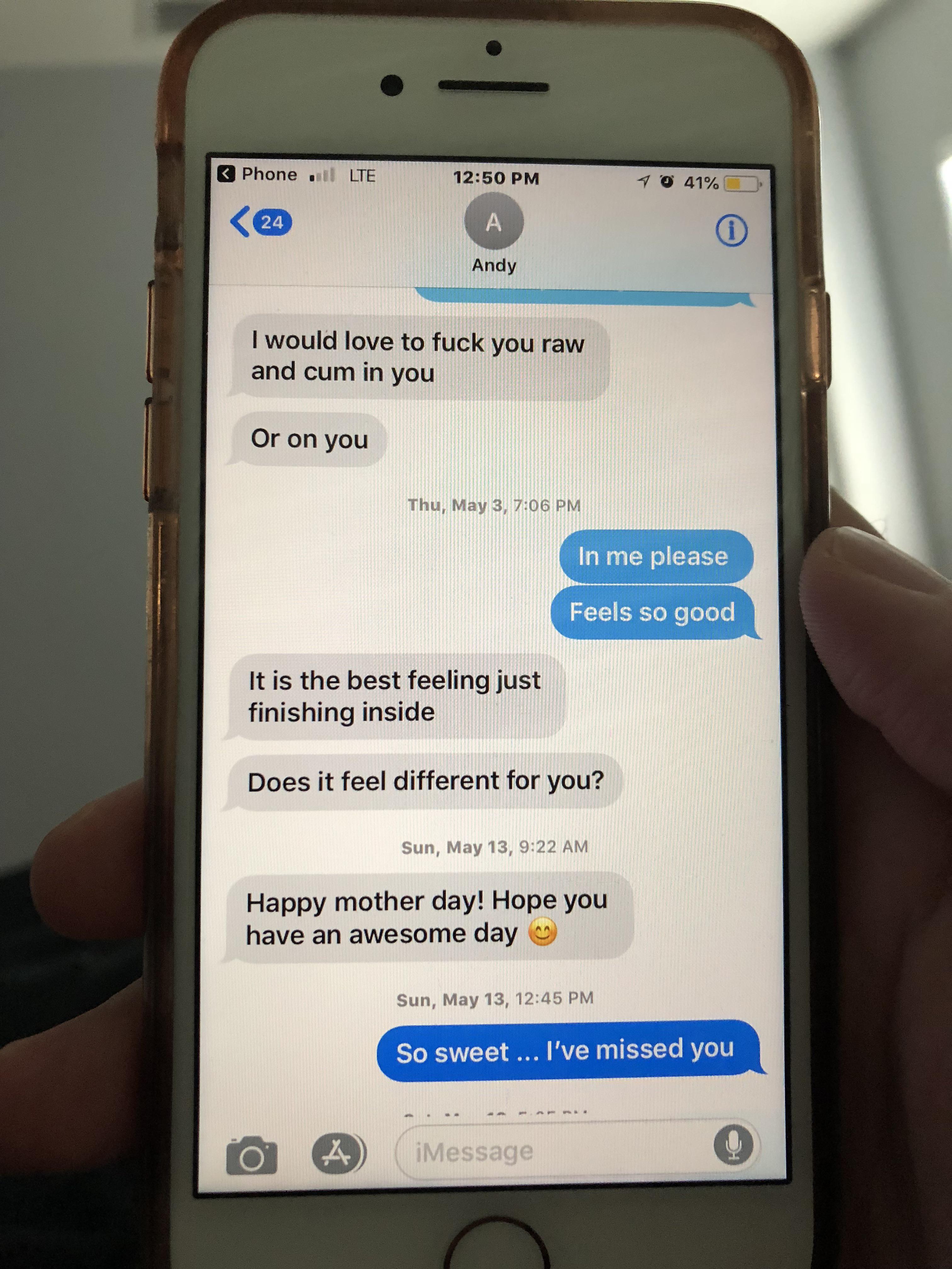 Wife texting her bull | Scrolller