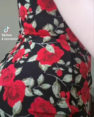 Wiggle wiggle | Scrolller