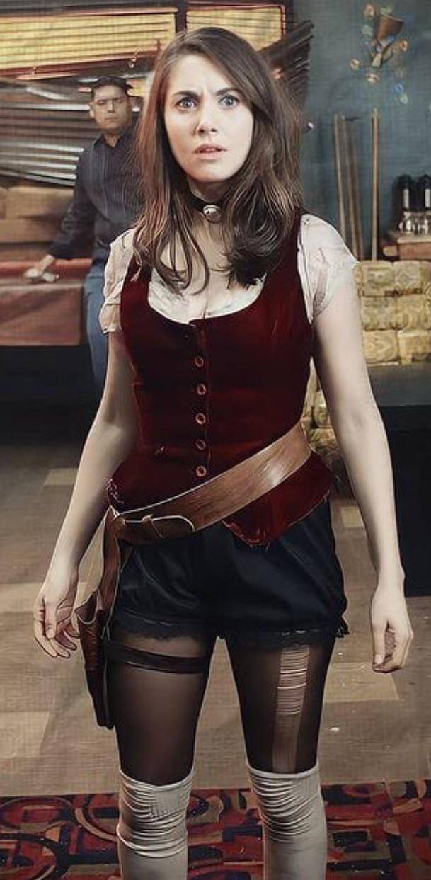 Wild West Annie Edison 🔫 | Scrolller