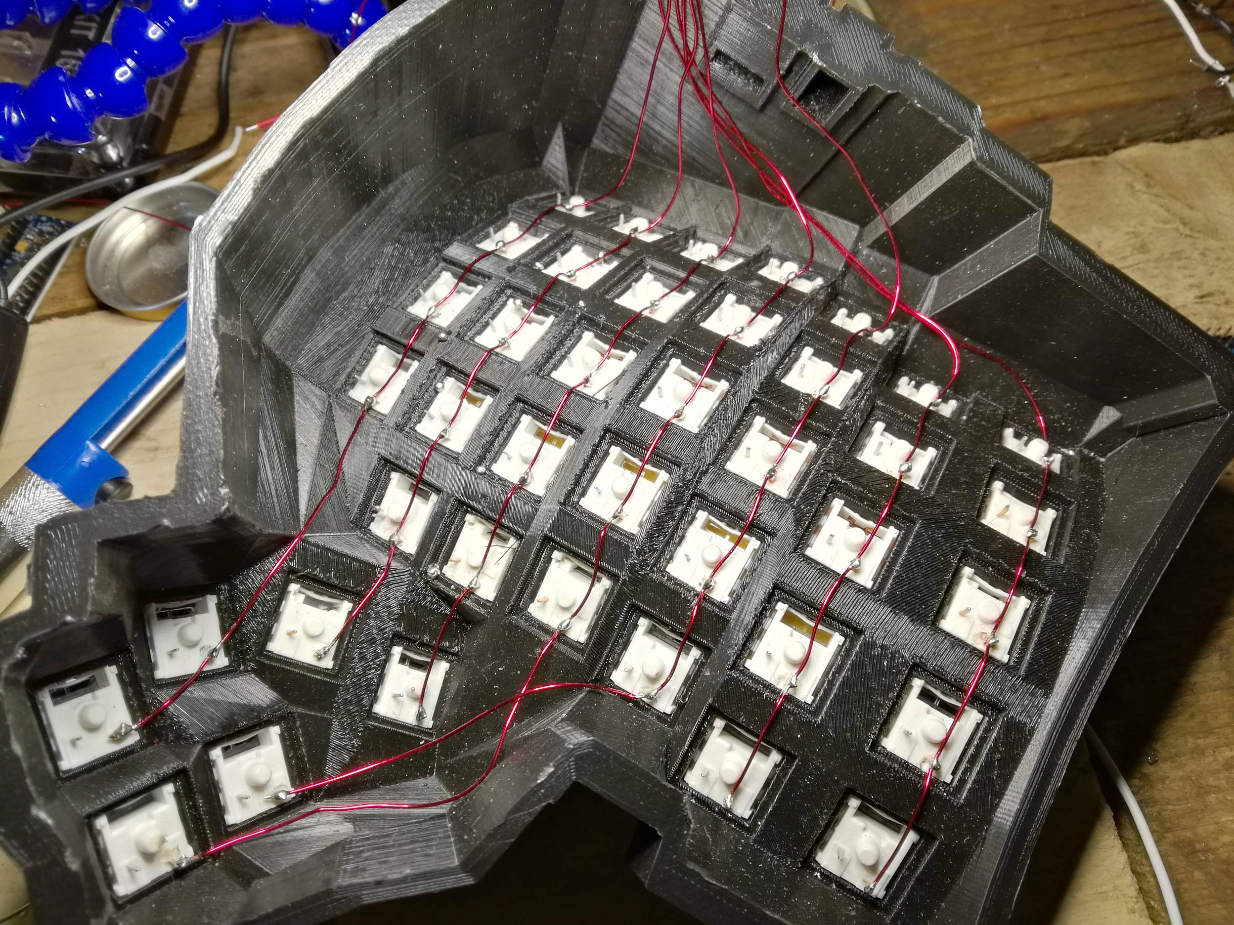 WIP - first keyboard build - Dactyl Manuform 5x7 | Scrolller